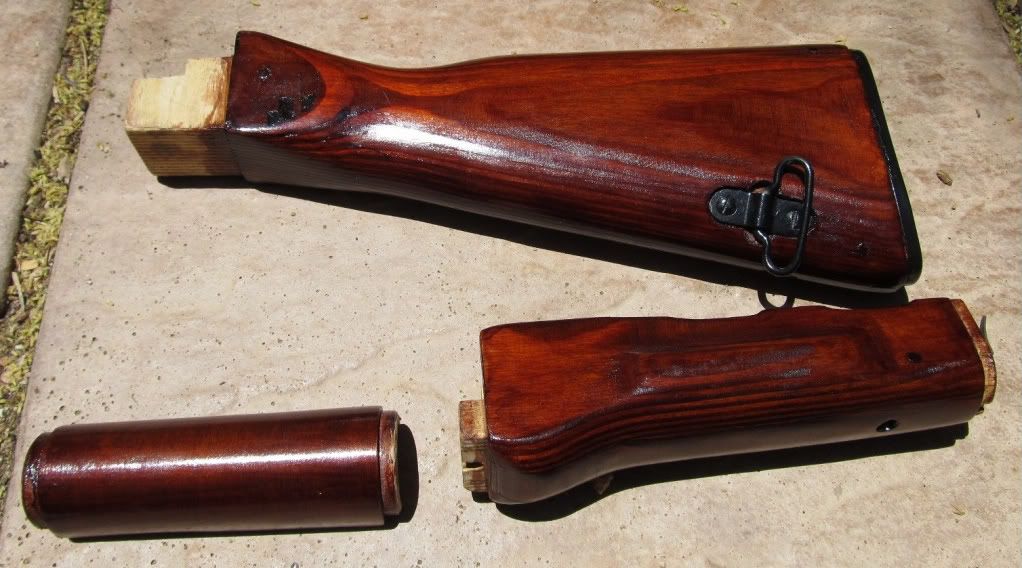 NOS Soviet Izzy late AKM Wood Set, Z-recto finish - SPF | AK Rifles